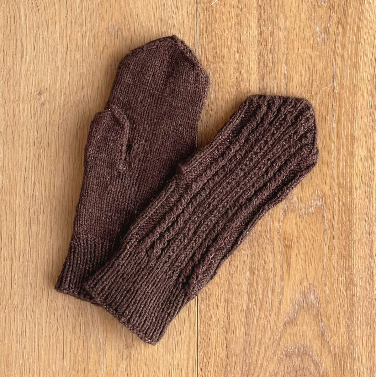 Vilnonės pirštinės (#250) – Vilnos sesės